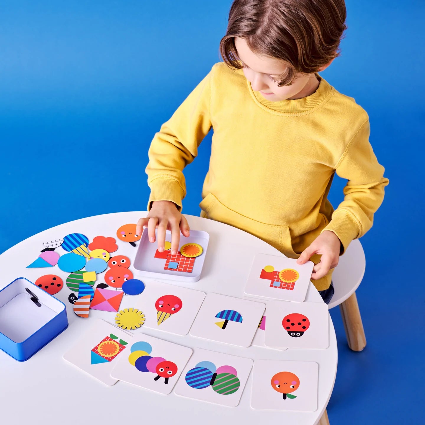 Kids magnetic shapes store