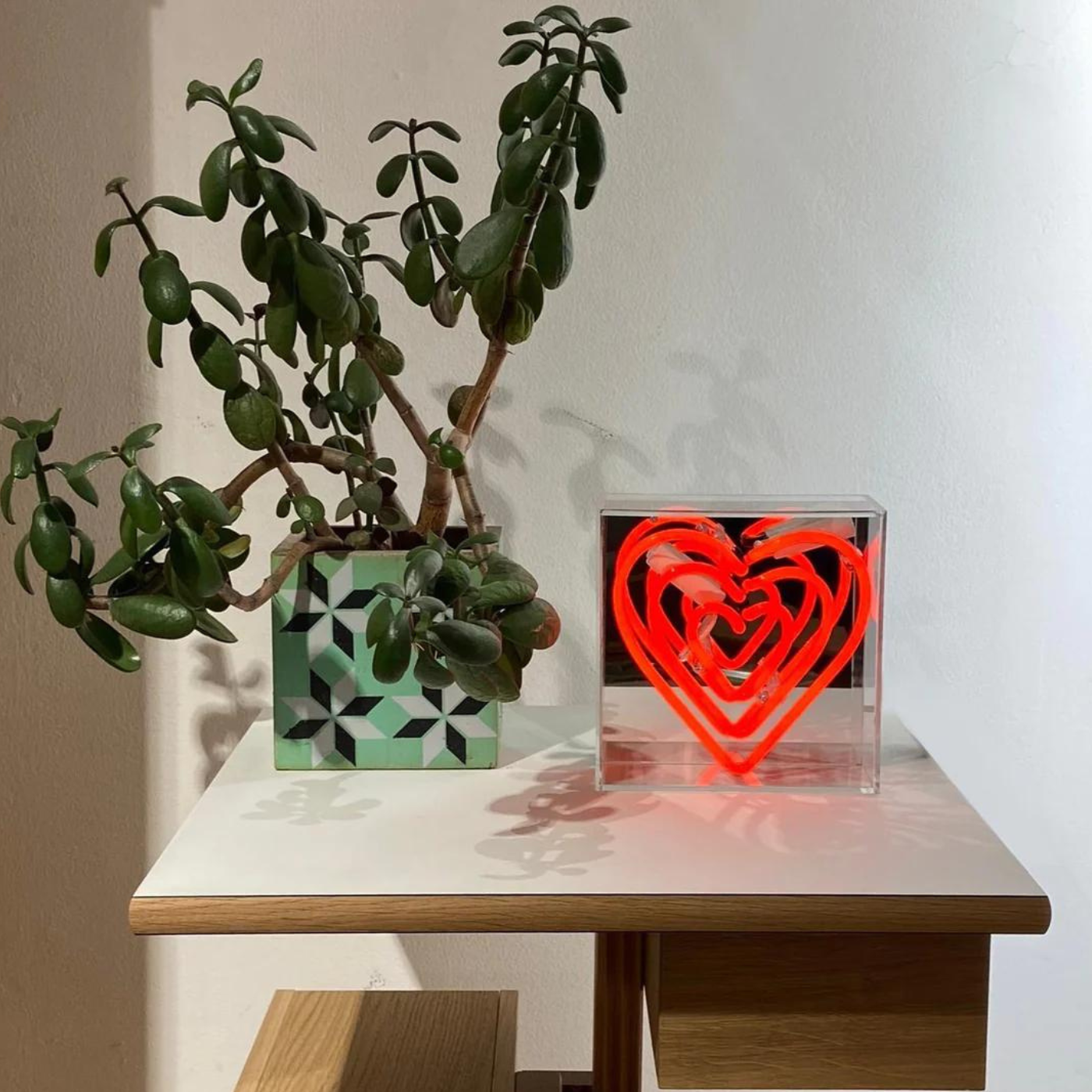 Heart Neon Lightbox – Southbank Centre Shop